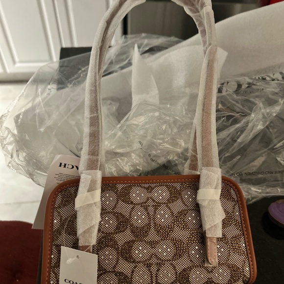 Coach | Bags | Coach Signature Swing Zip Bag | Poshmark